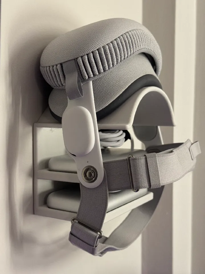 Apple Vision Pro Wall Mount by lucasjhall | Download free STL model ...