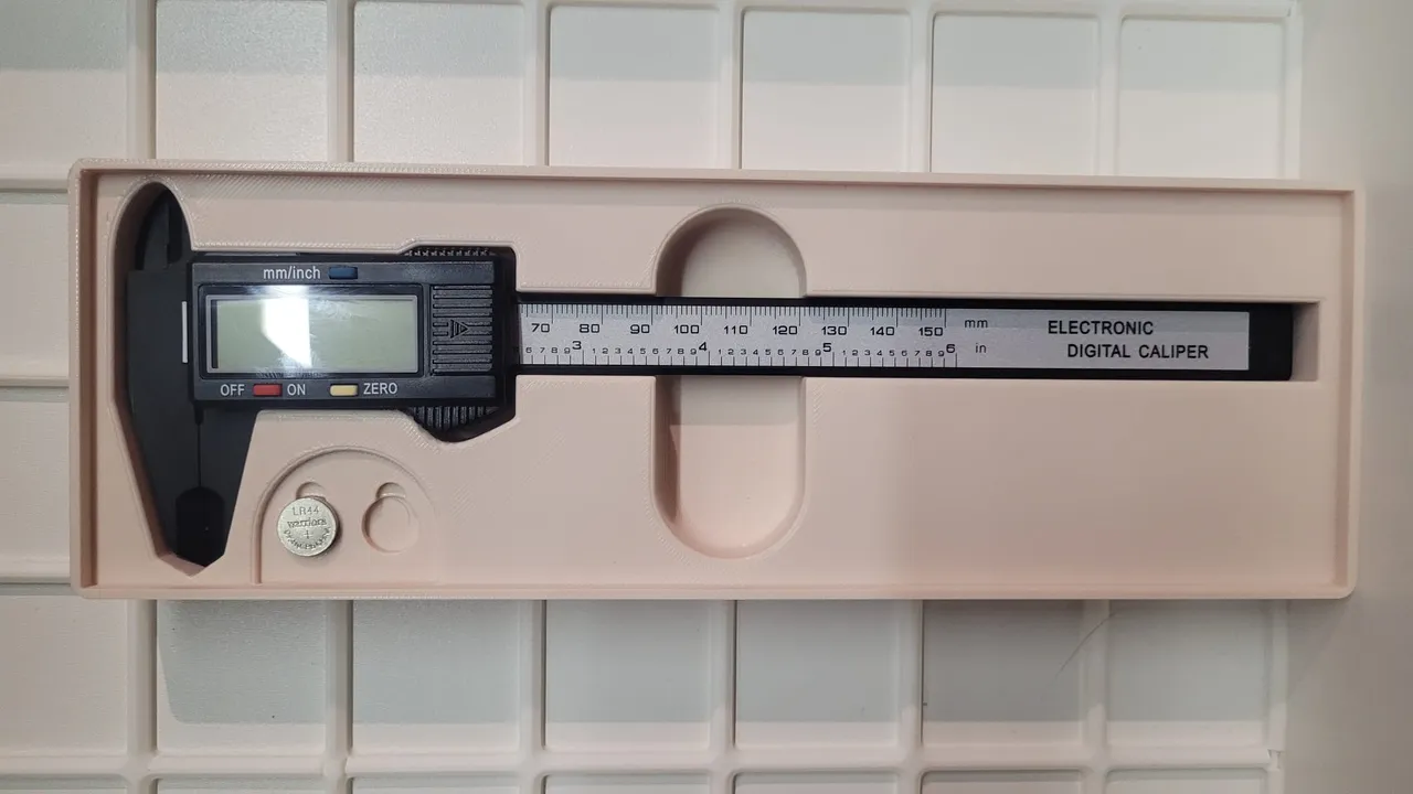 Gridfinity Caliper Holder With Battery Compartment by Shinzou ...