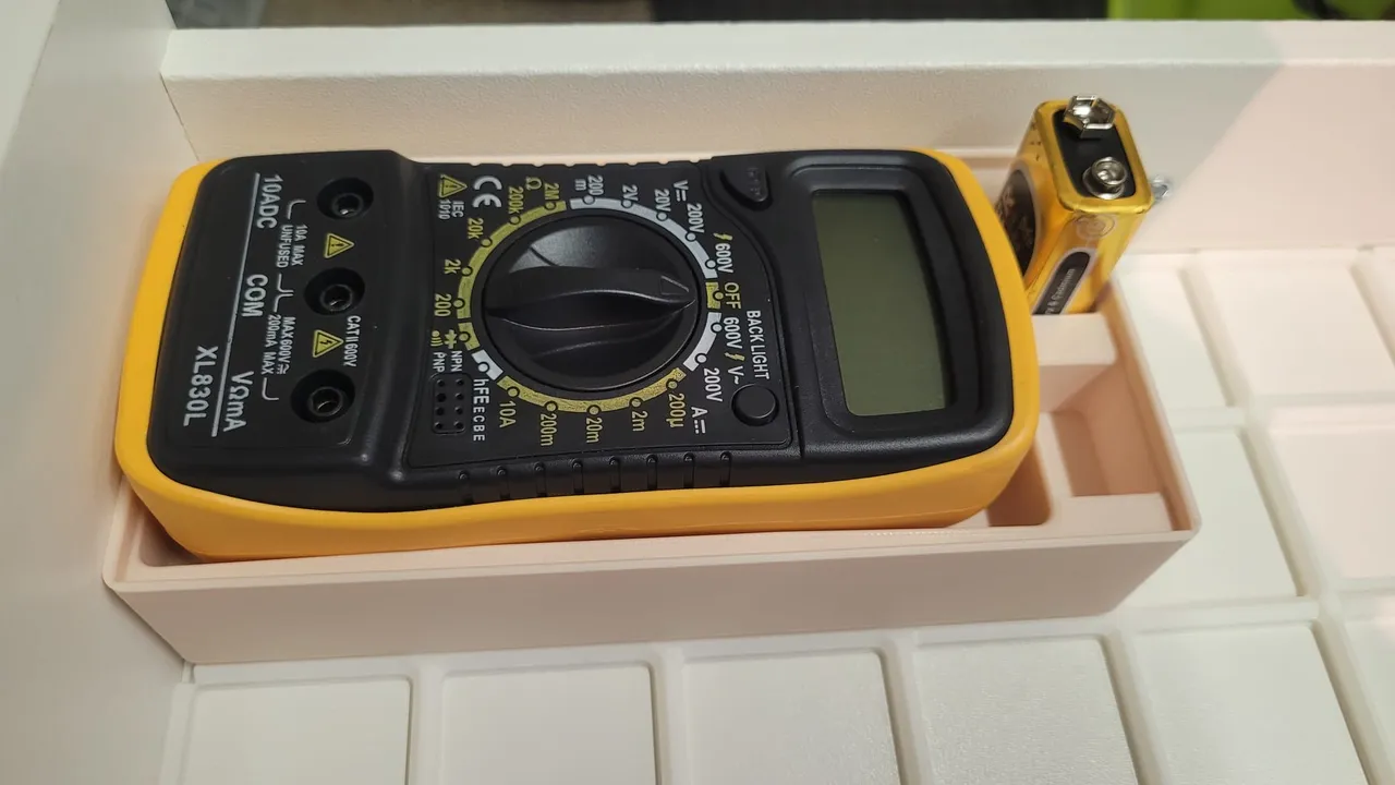 Gridfinity Multimeter storage with compartments by Shinzou | Download ...