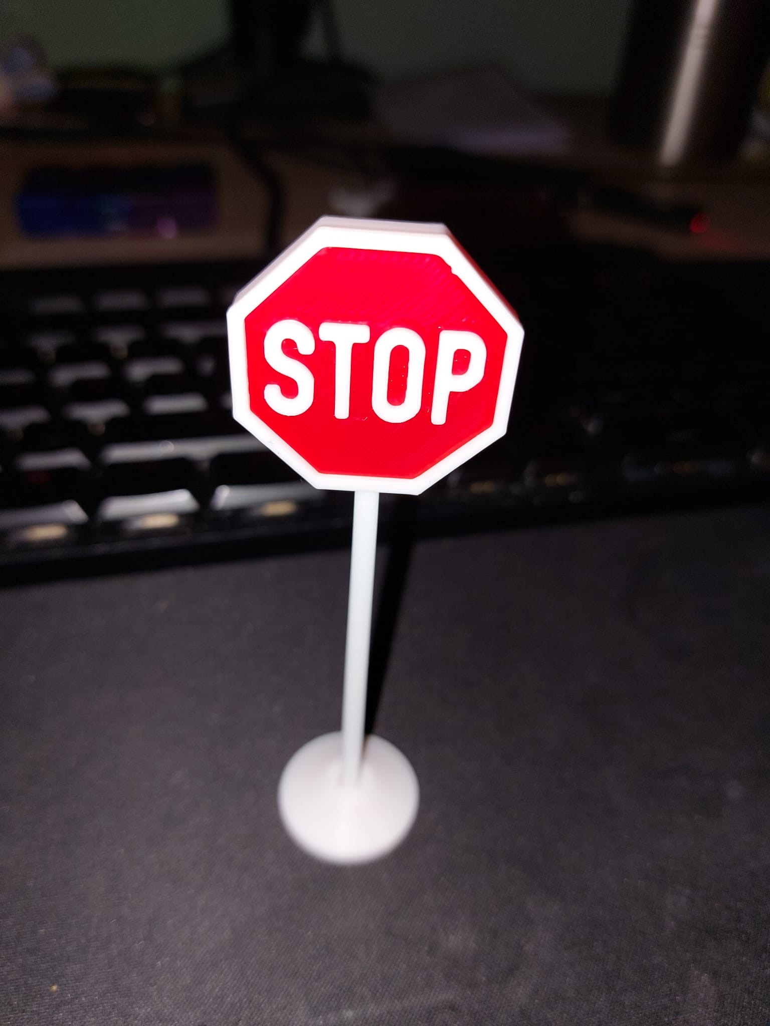 Decorative Stop sign ca 10,5cm easy to print by Martin Hardi | Download ...