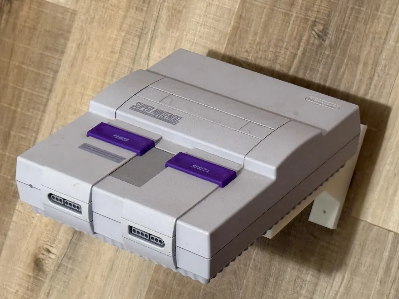 SNES Wall mount (remix) by valkraider | Download free STL model ...
