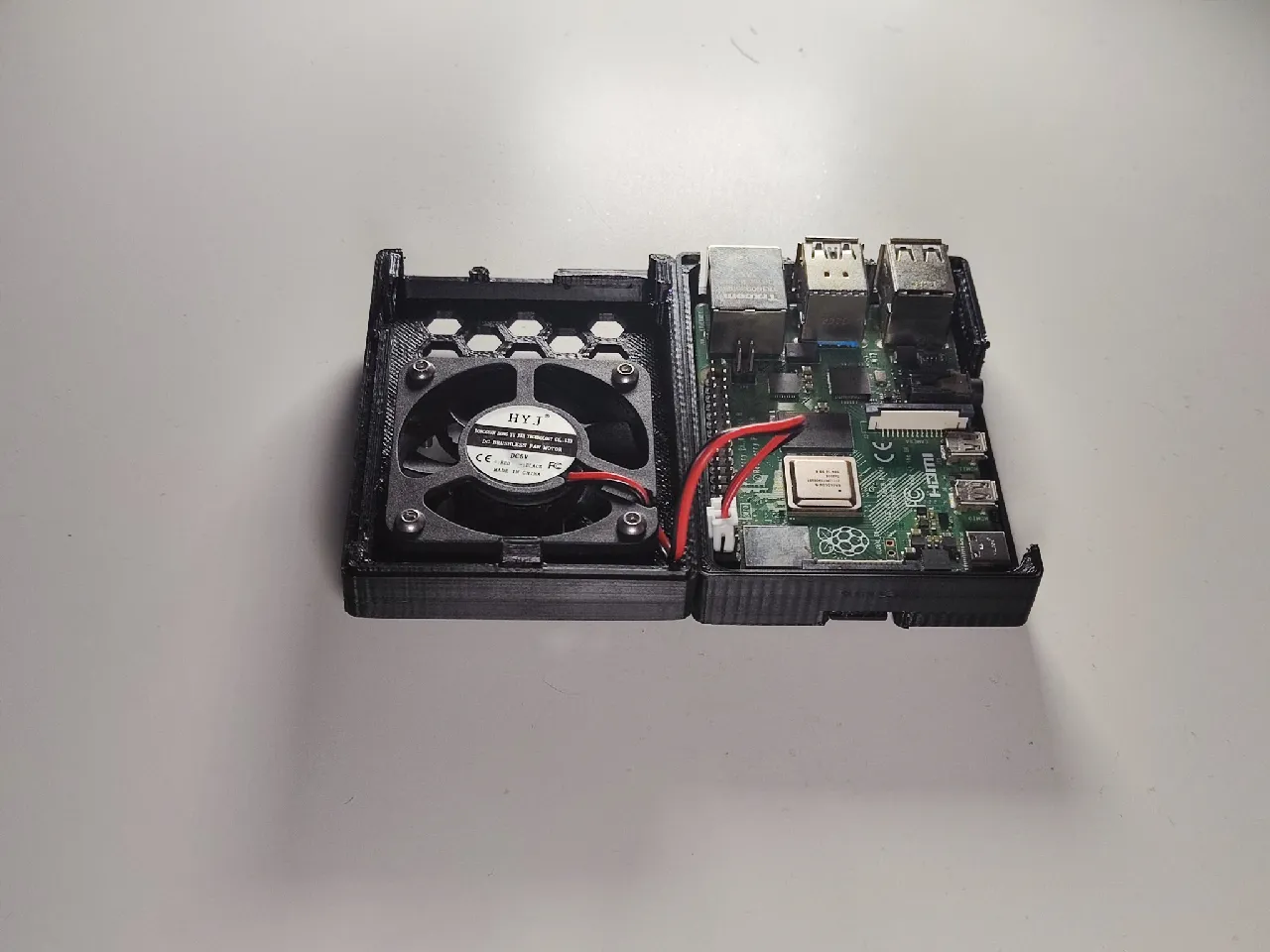 Rasberry Pi 4 case with 50mm fan (Rasberry Pi logo) by NOu | Download ...