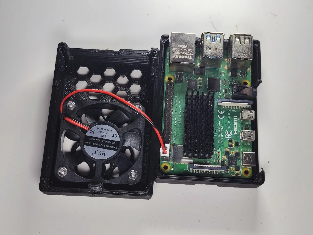 Rasberry Pi 4 case with 50mm fan (Rasberry Pi logo) by NOu | Download ...