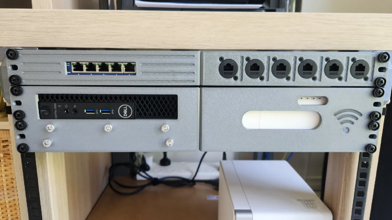Server Rack Mount Panels by aaronturrill | Download free STL model ...