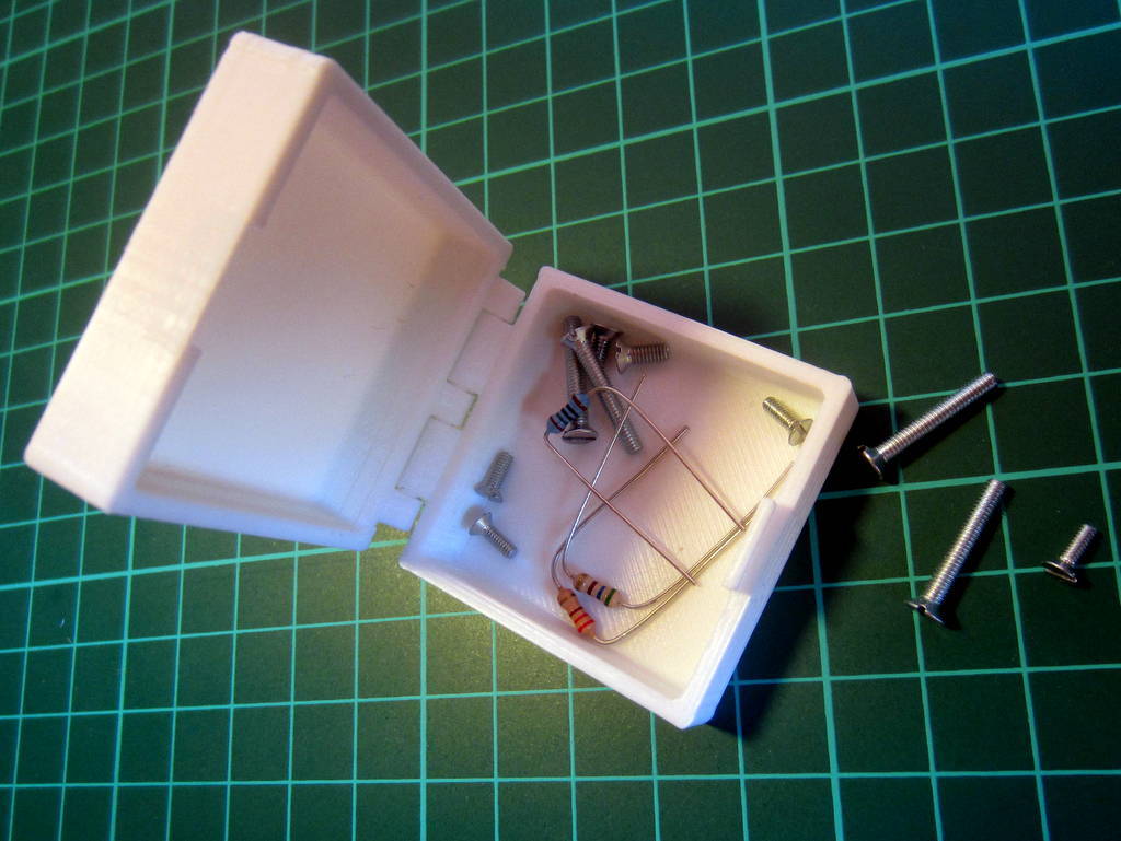 Print in Place - Click Box with Hinge & Latch by fgebhart | Download ...