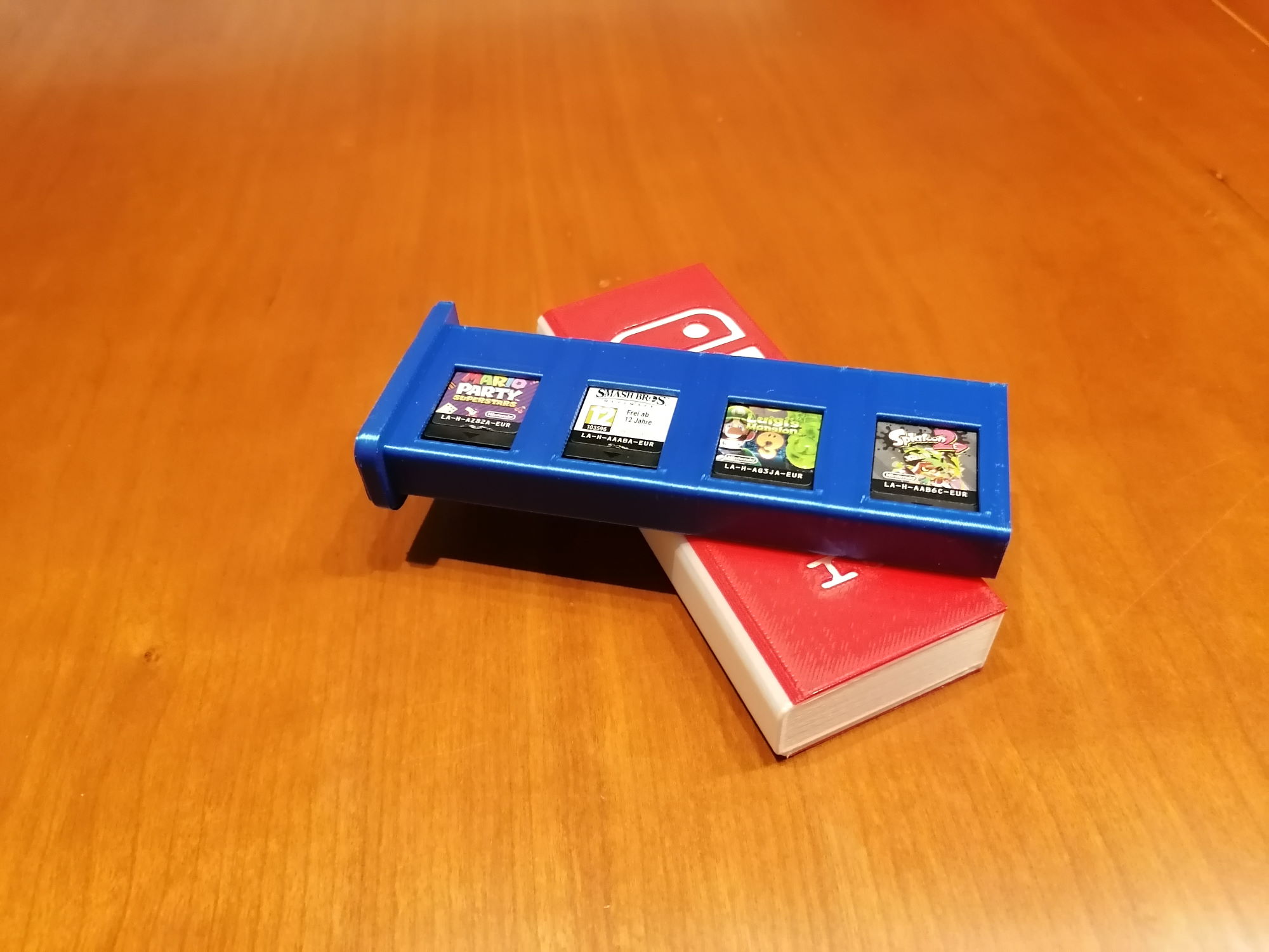 Nintendo Switch 8 Cartridge Storage by Ruiaxe | Download free STL model ...