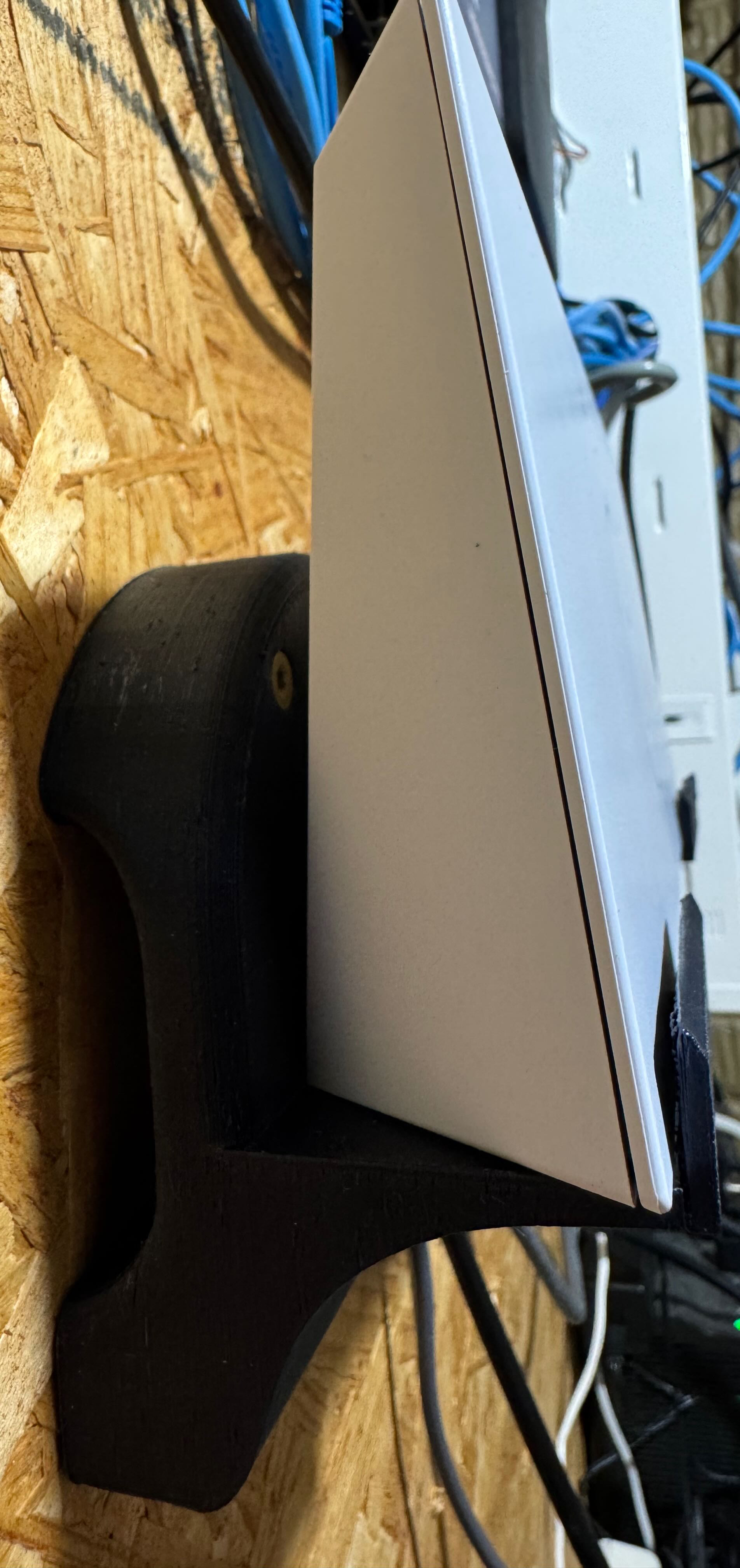 Starlink Router Gen 3 Wall-mount por OpenSrcArchery | Descargar modelo ...