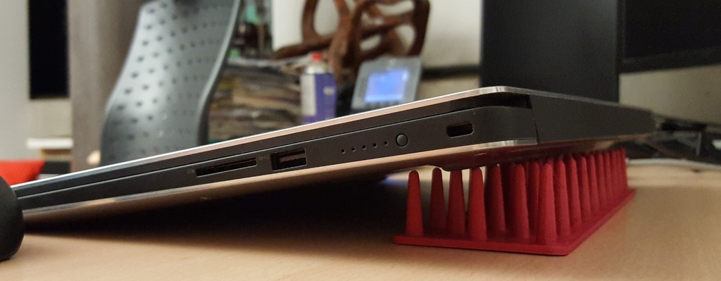 Custom laptop cooler stand by DanielKSchneider | Download free STL ...