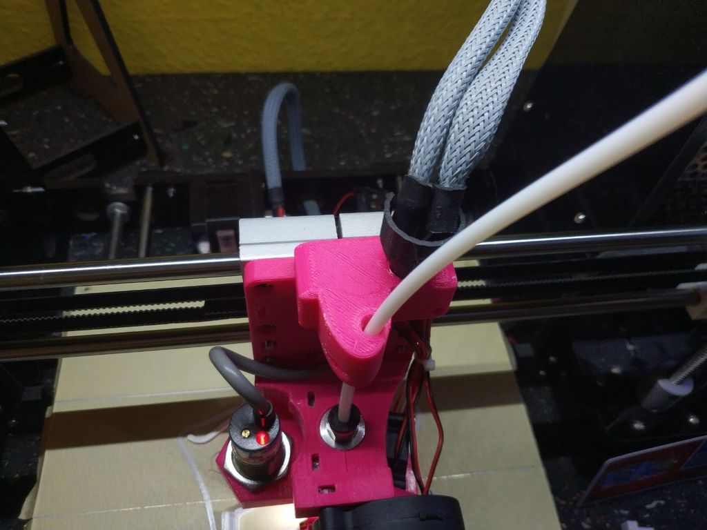 Funnel mount and bowden tube guide for Anet A8 e3d v6 Bowden Print ...