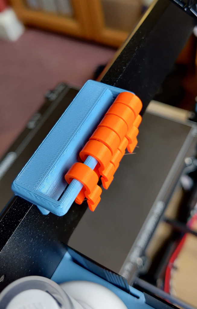Rail for storing spare filament clips by DrAl | Download free STL model ...