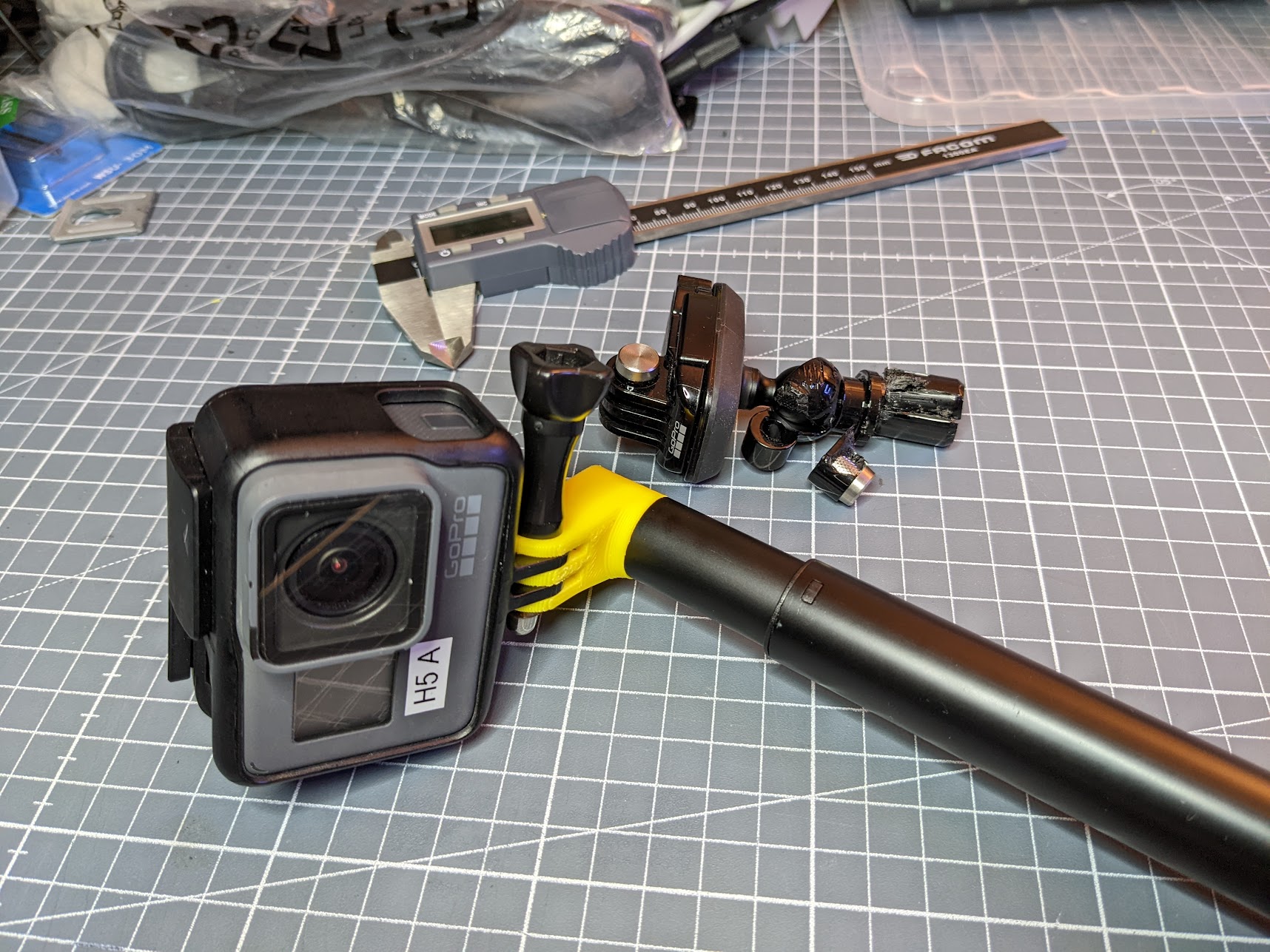 Gopro pole head replacement (El Grande) by E-Raw | Download free STL ...