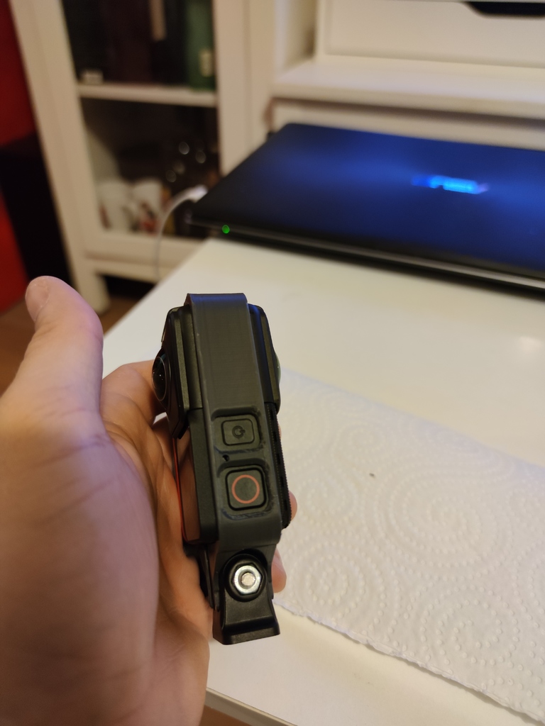 Insta 360 one R 3D printed VERTICAL CASE por Carlos | Descargar modelo ...