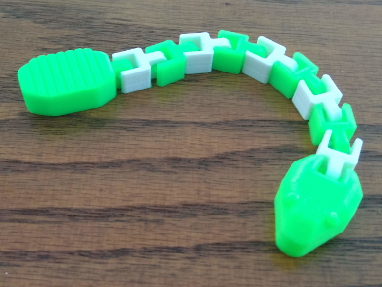 Flexi Snake Remix von Polymathic | Kostenloses STL-Modell herunterladen ...