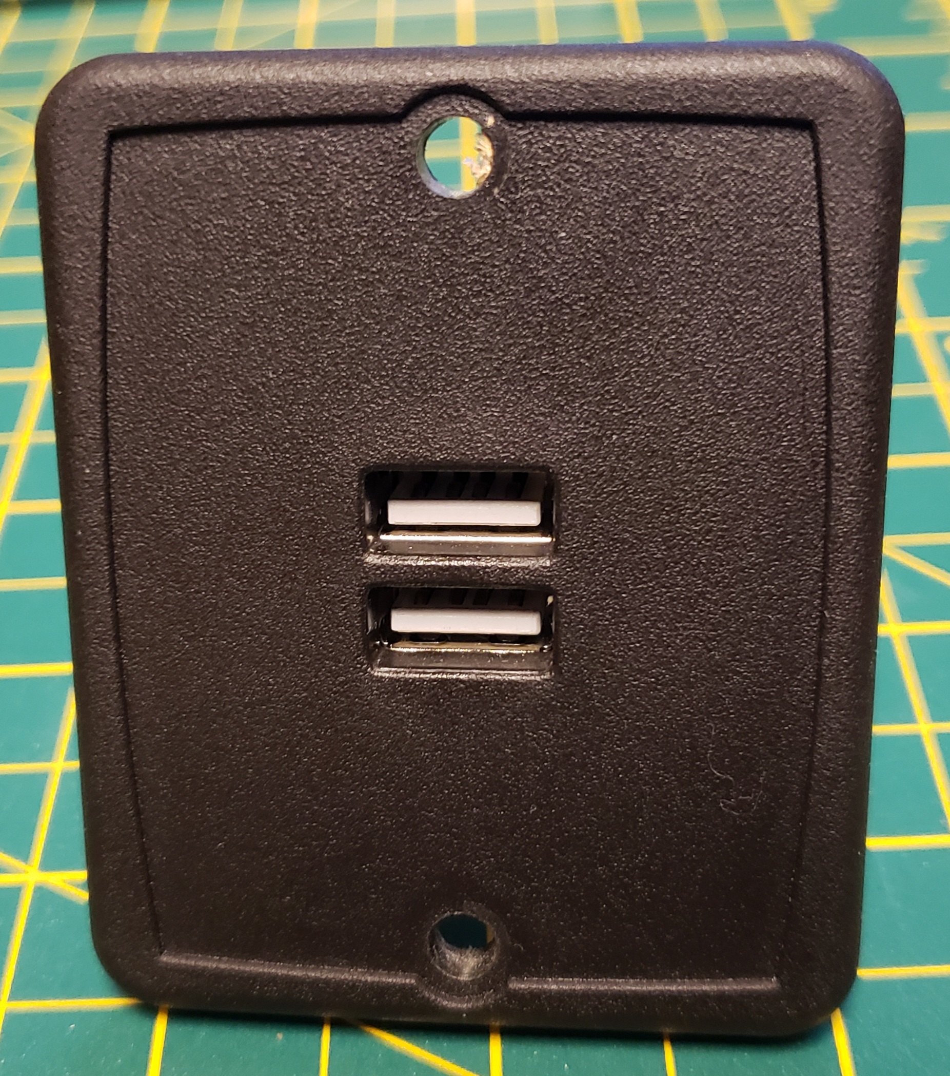 USB Mounting Plate by P.Tech | Download free STL model | Printables.com