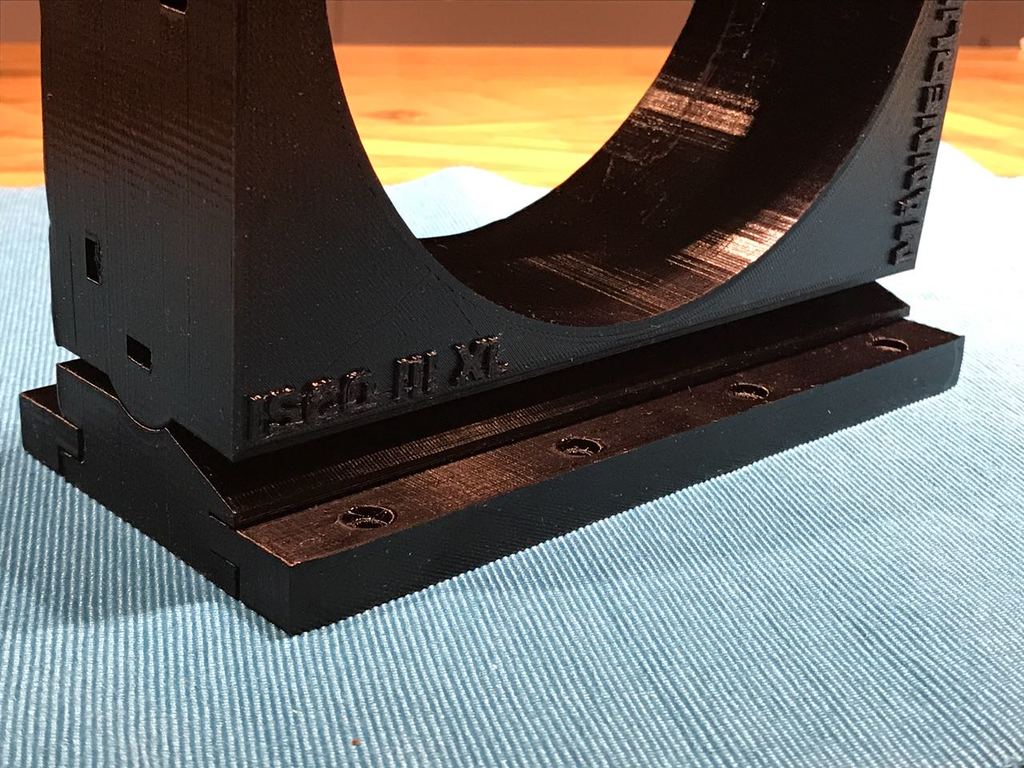 ISCO III XL Stand by Tobi-zer | Download free STL model | Printables.com