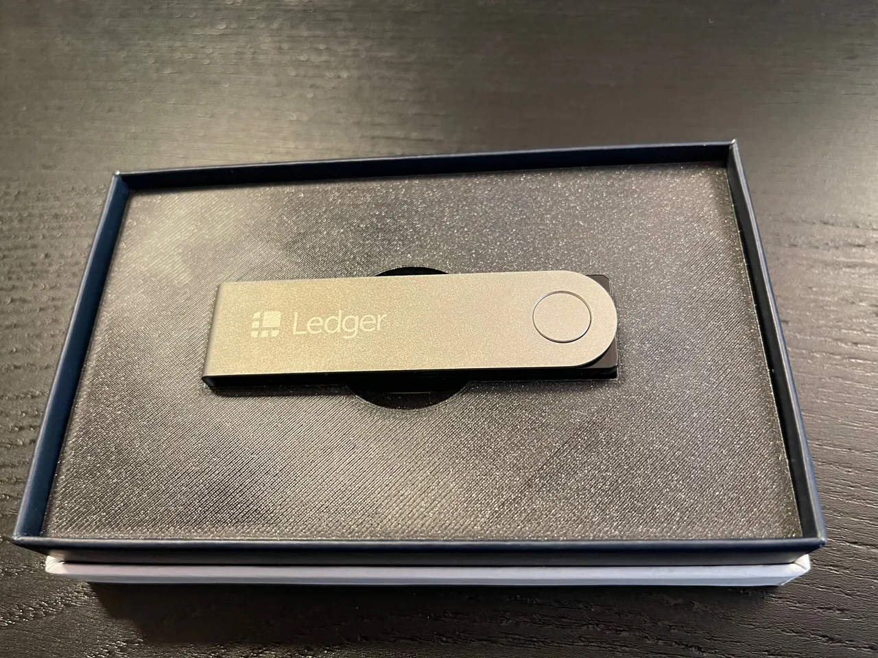Ledger Nano X Box Insert by cruX | Download free STL model | Printables.com