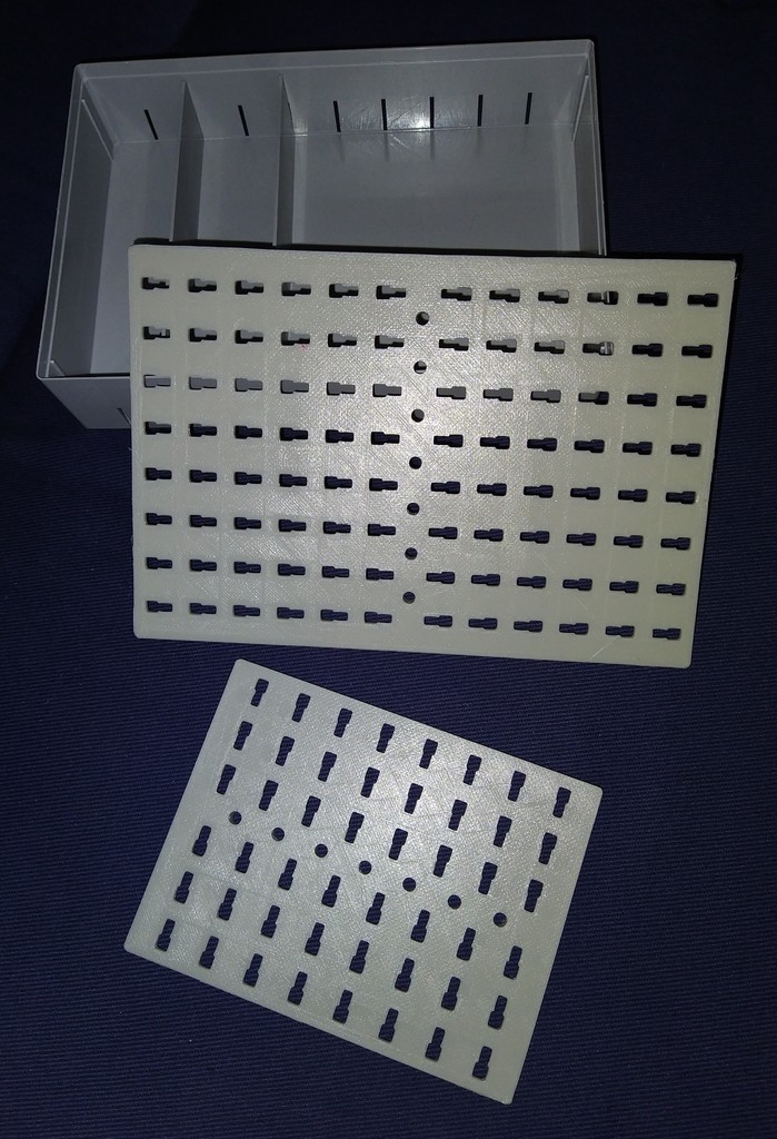 fischertechnik base plate / Grundplatte 250 (188 x 128 mm) and 125 (128 ...
