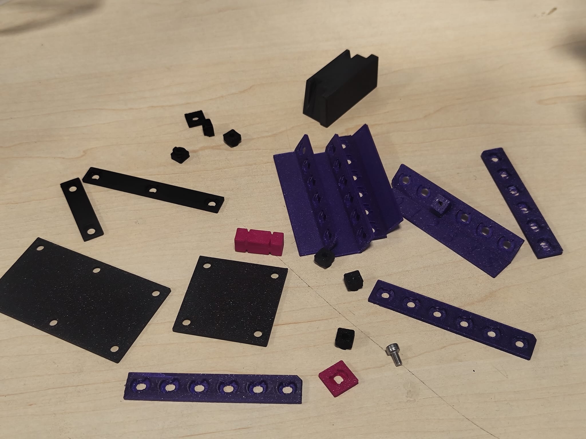 Pegboard attachment system for square metal wall by Czechu | Download ...