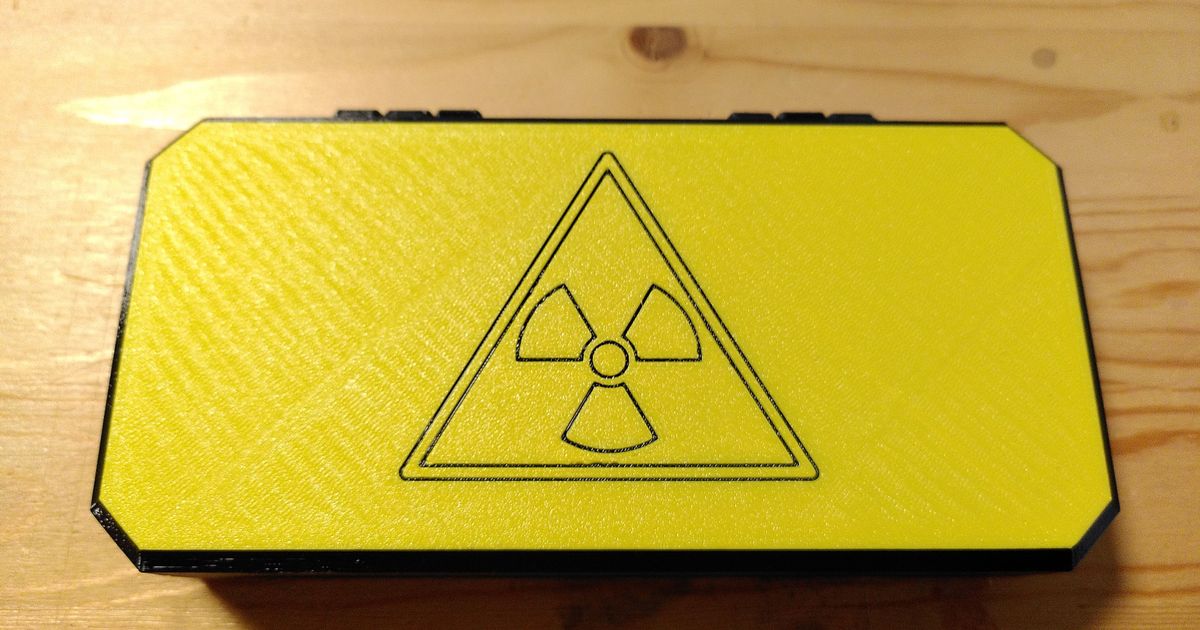 Every Day Dice Carry (EDDC) Box "Radioactive" by wuerfel | Download ...