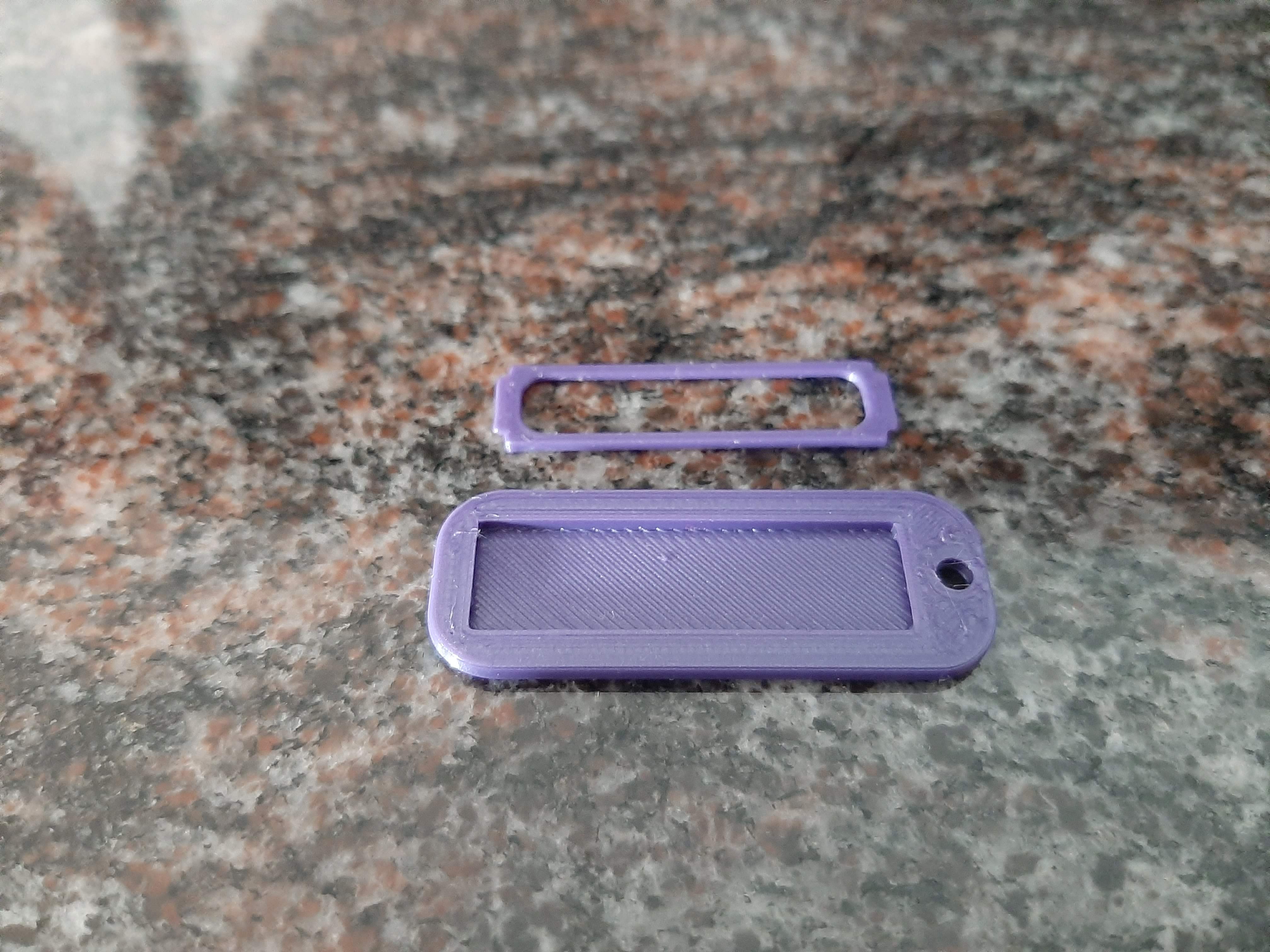 Key Tag with paper / foil insert v2 by HerGiz | Download free STL model ...