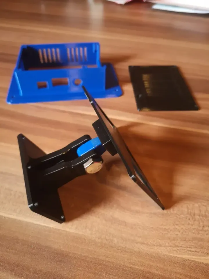 Raspberry Pi Wall Mount for 7 inch Touchscreen Case by max3d | Download ...