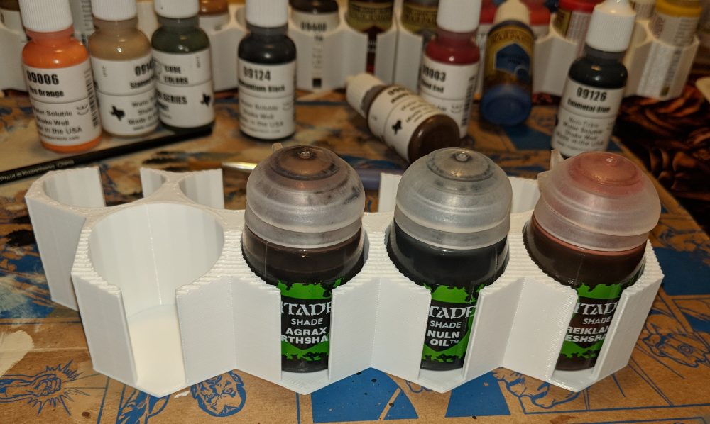 Hexagonal Paint Bottle Holder by Sablebadger 3D | Download free STL ...