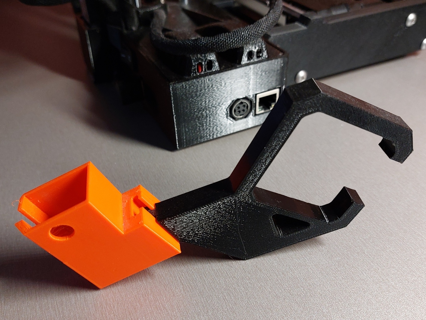 Filament Sensor Holder por matej | Descargar modelo STL gratuito ...