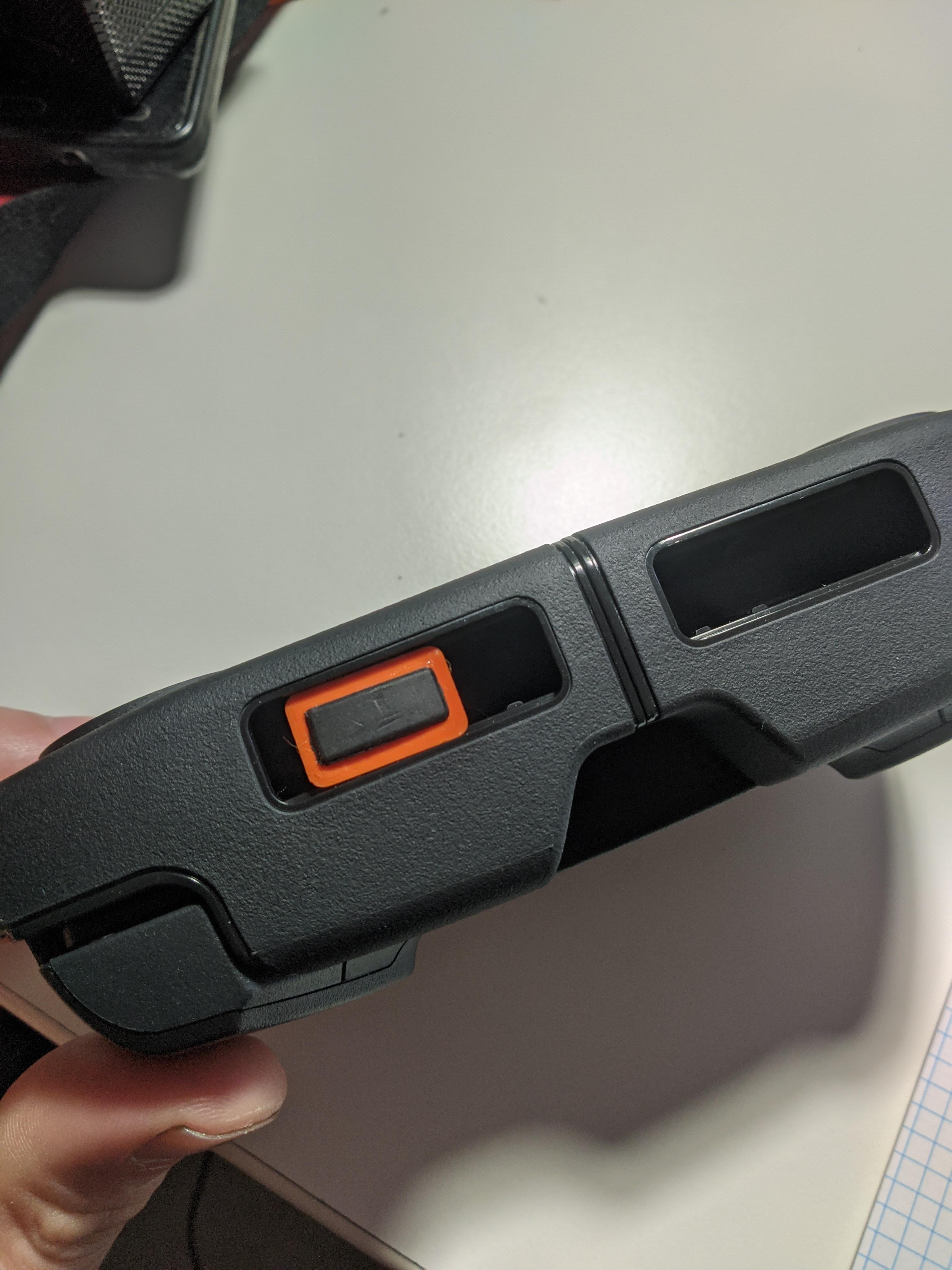 DJI remote cable slider/locker USB-C by luison44 | Download free STL ...