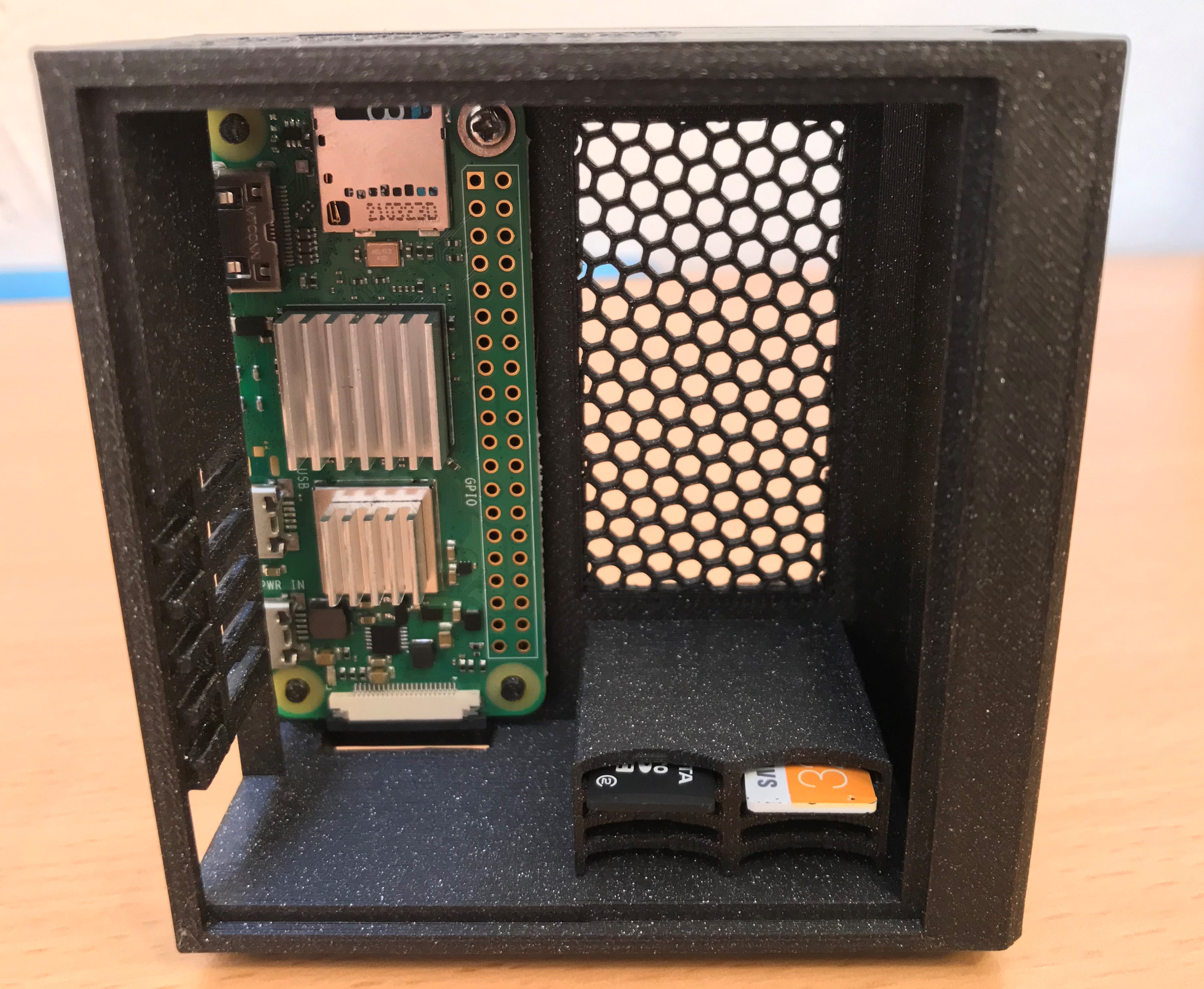 Raspberry Pi Zero / Zero 2 Case by Šimon | Download free STL model ...