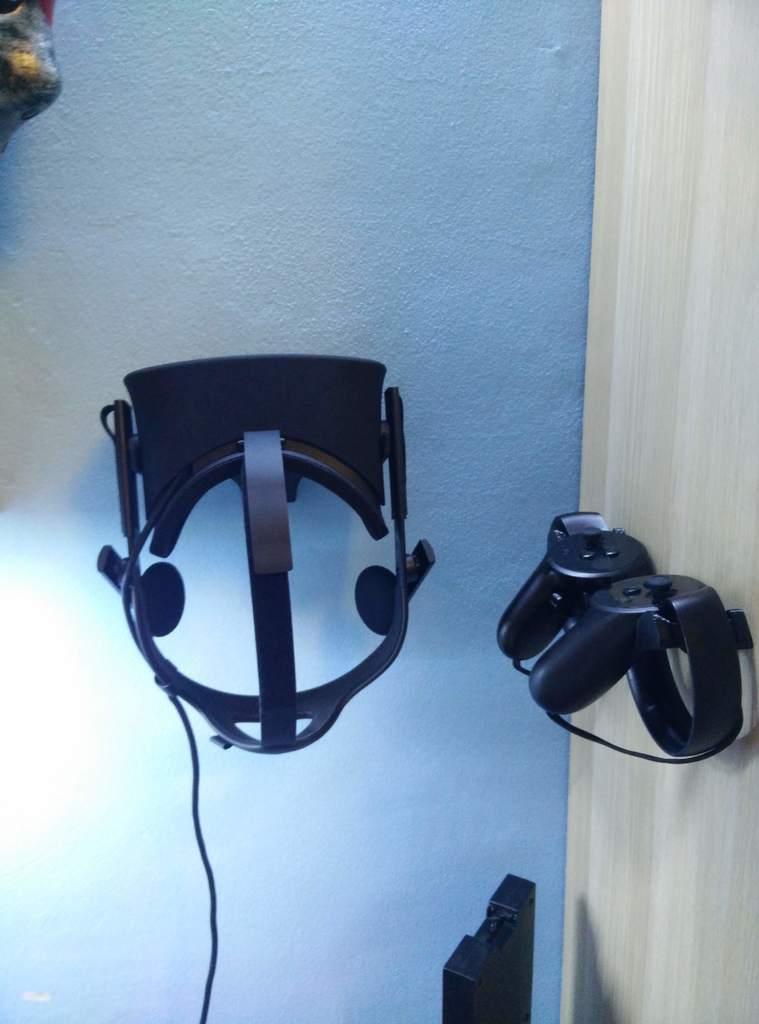 Oculus Rift CV1 Wall Mount by xprees | Download free STL model ...