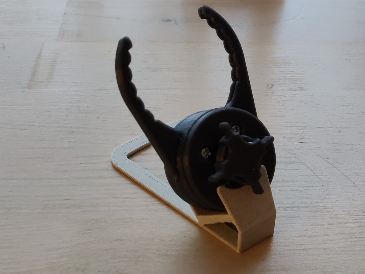Mantis Clamp - End caps, grip wheel and updated stand by eric-ao ...