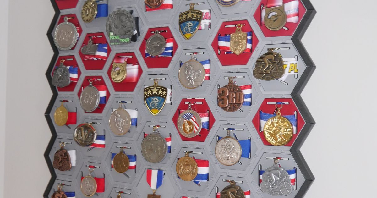 Medals Wall Display V2 (Updated with Frames) por LarryD | Descargar ...