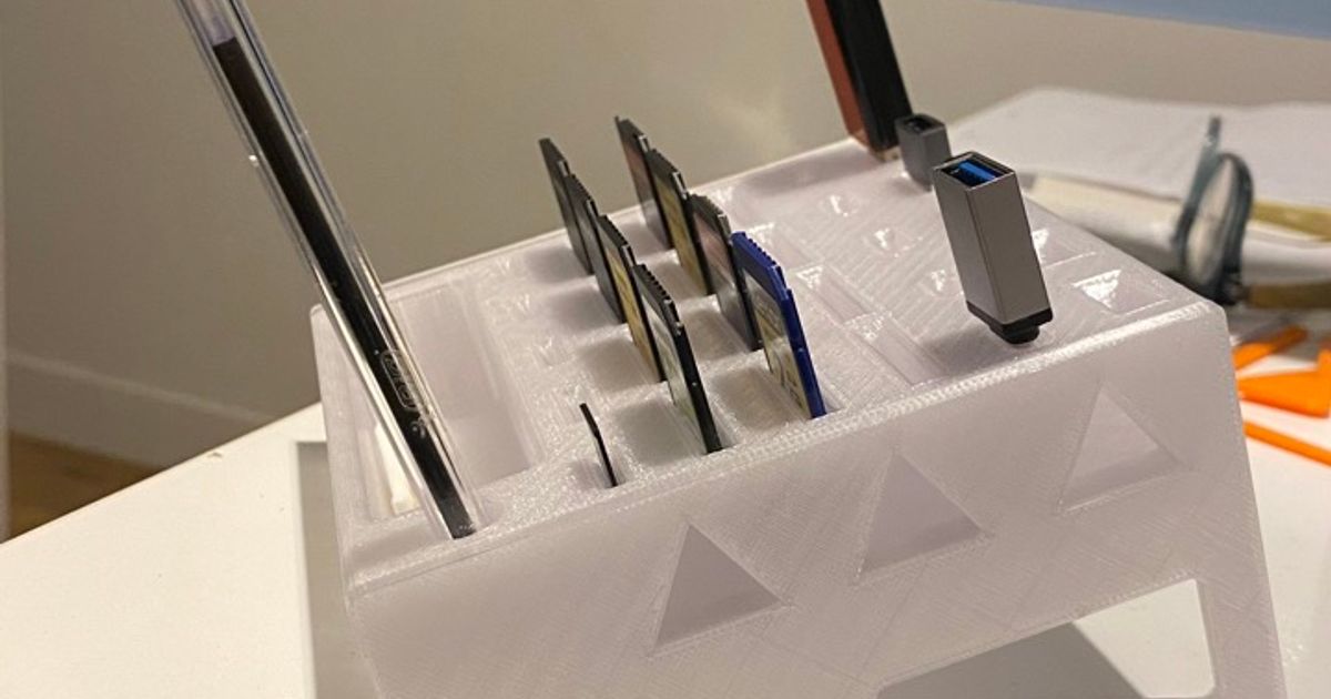 Card Holder SD, Micro SD, USB, USB-C, Pencil & Storage by Martin ...