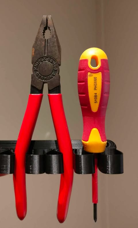Universal Tool Holder by VC Design | Download free STL model ...