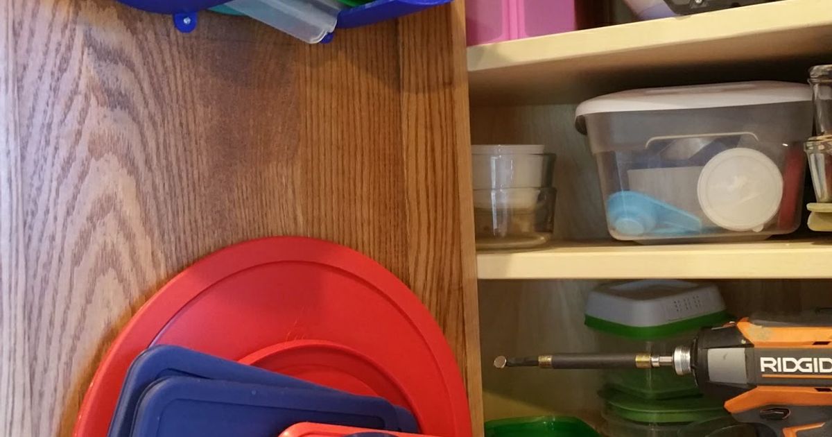 Tupperware lid holder by Chris | Download free STL model | Printables.com