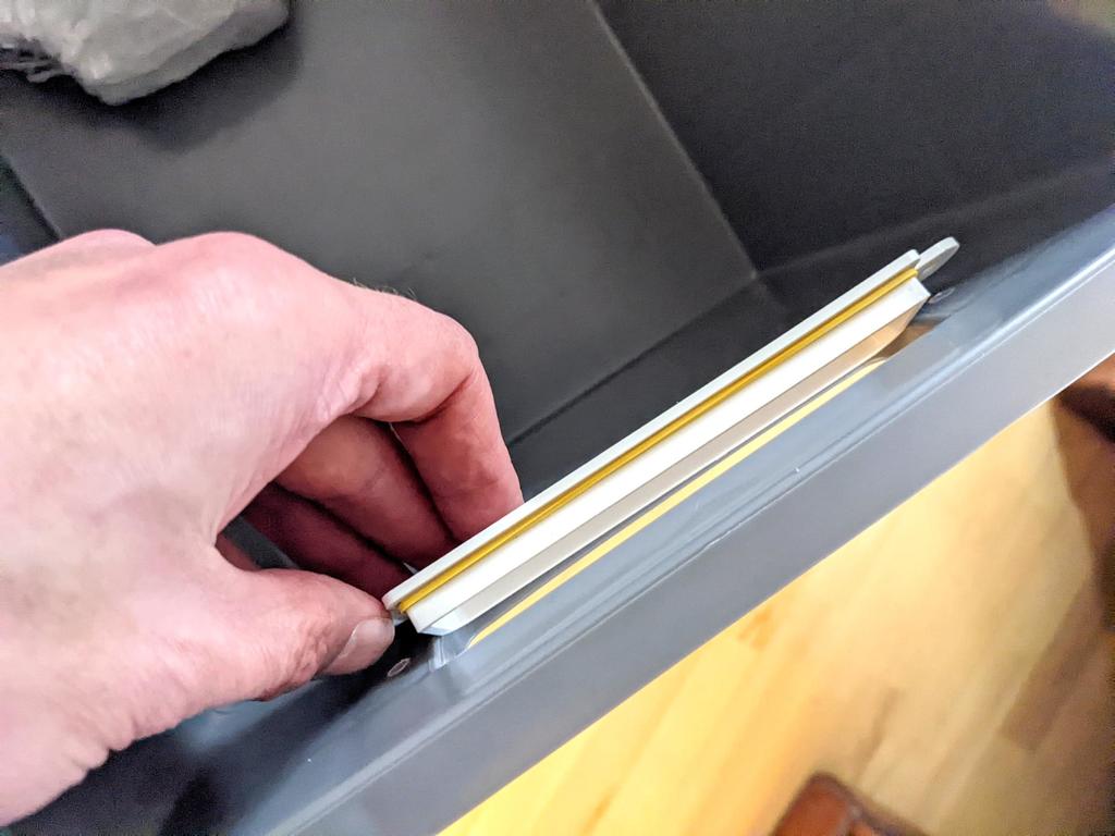Handle clip for Euro box by t0b1 | Download free STL model | Printables.com