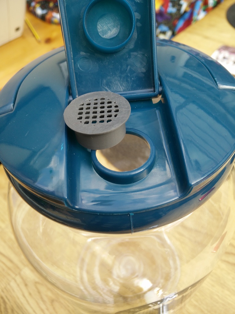 Customizable Grated Tube Cap by Blayzeing | Download free STL model ...