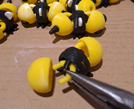 Cute articulated bees - no MMU, no AMS by Bobino | Download free STL ...