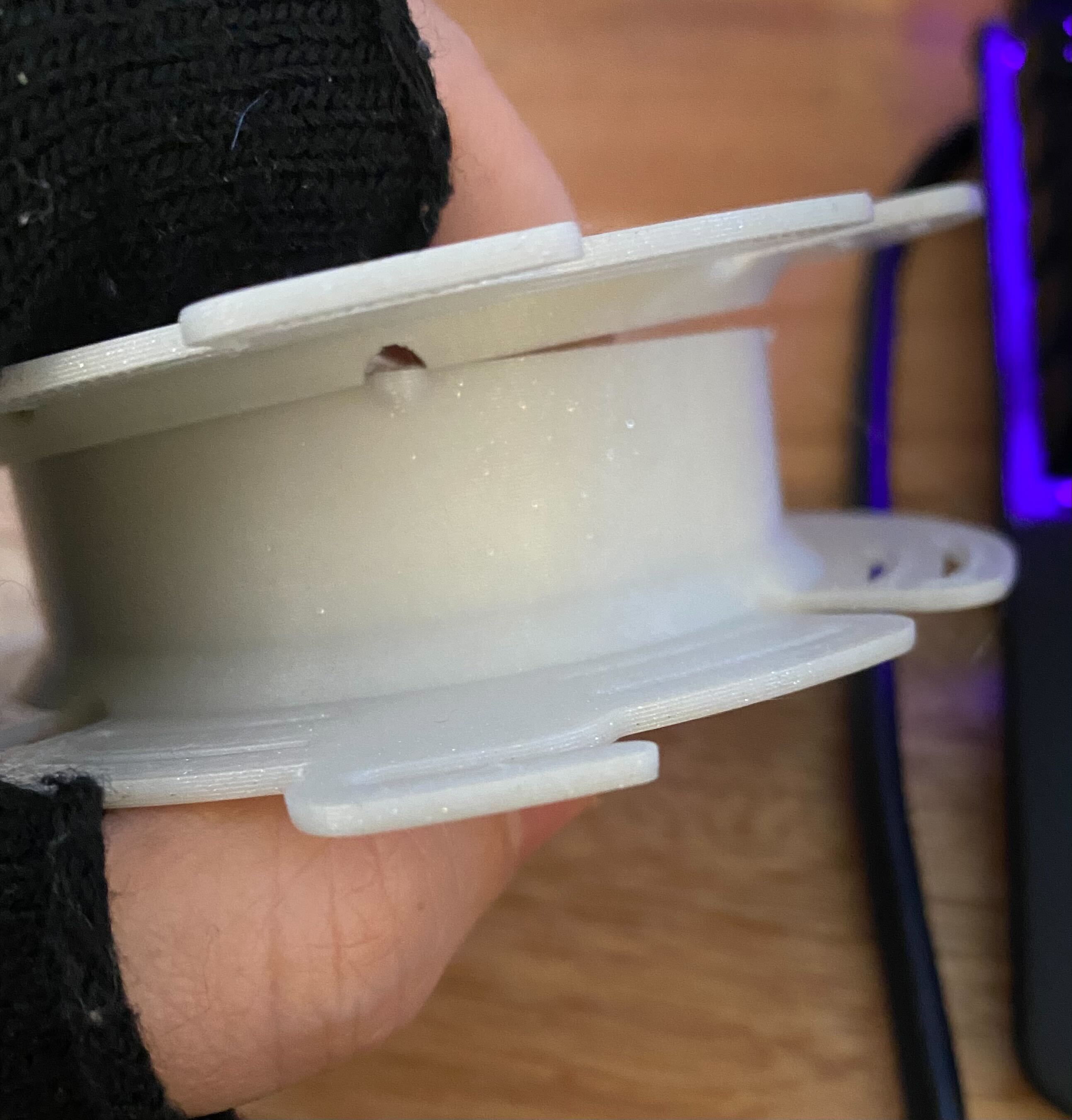 Spooled Cord Organizer System par CitizenSnips | Téléchargez ...