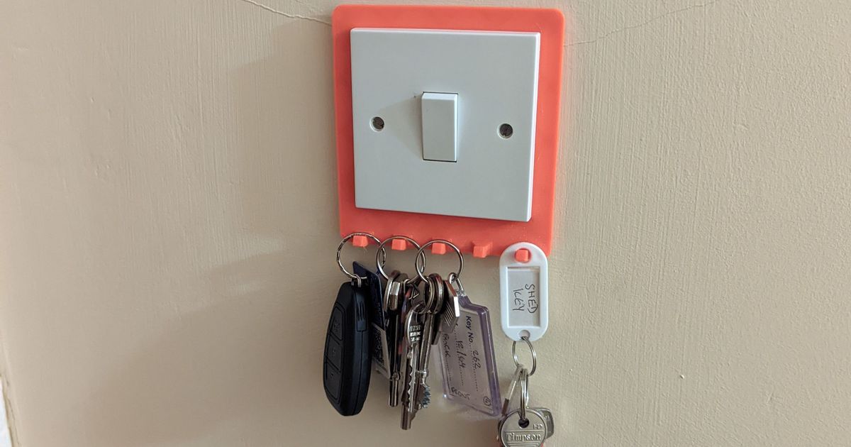 UK Light Switch Surround with Key Holder por Lulemurfan | Descargar ...