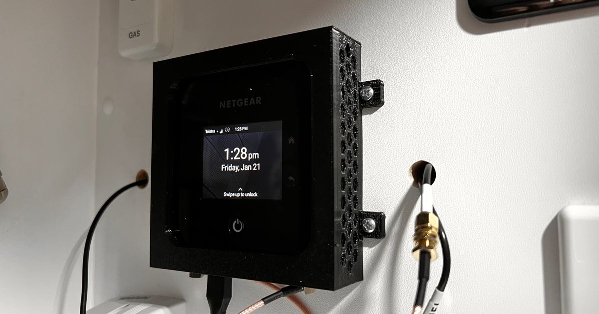 Netgear Nighthawk M5 Wall Mount by shanelord | Download free STL model ...