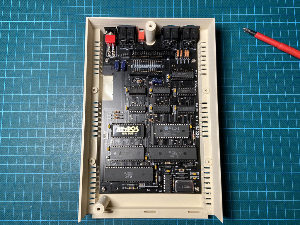 Commodore 1581 Replica Case by Bigby | Download free STL model ...