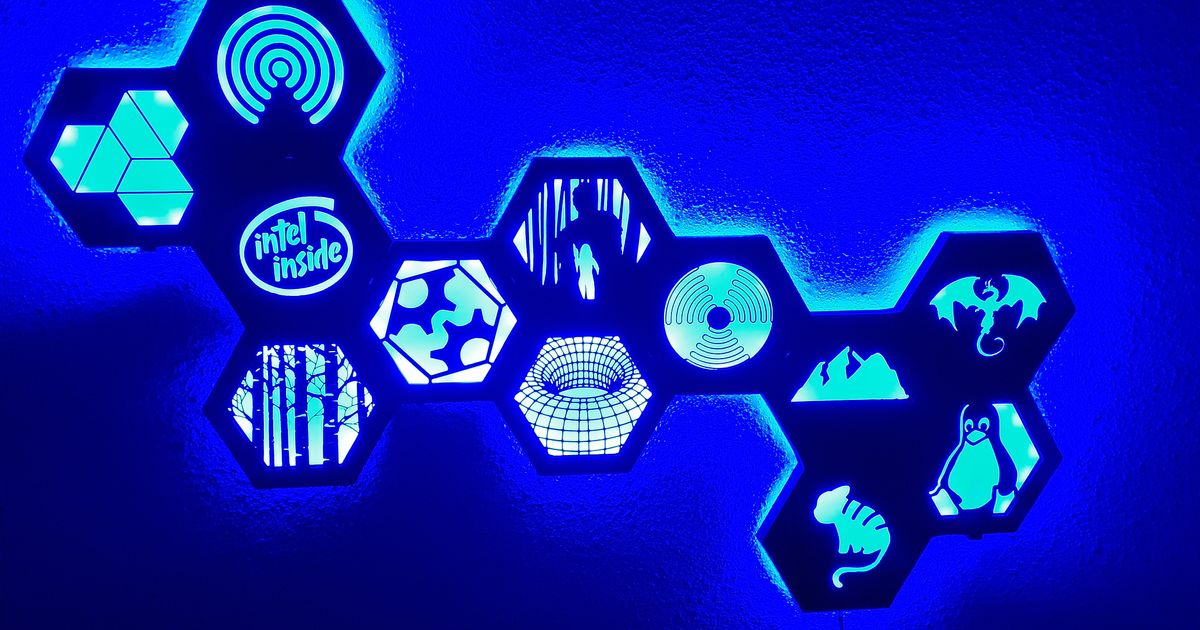 100 Hex Hexagon Wall Light by James | Download free STL model ...