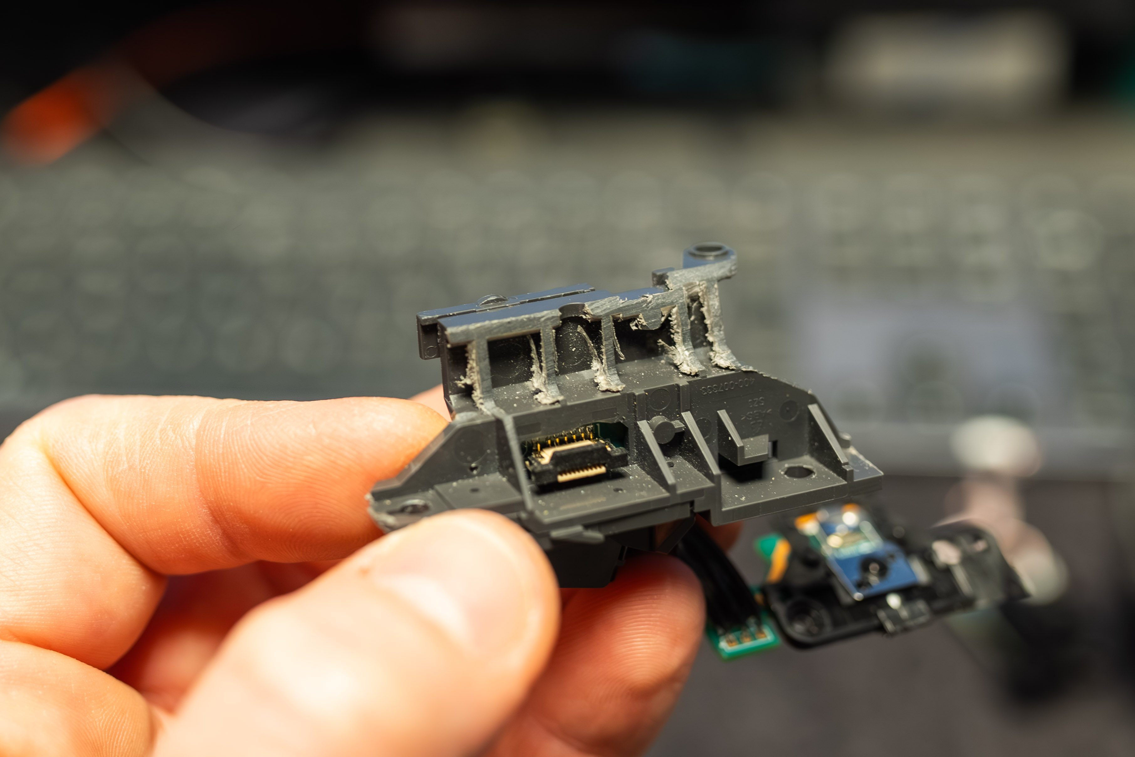 Logitech MX Master 3S mirror mod for left handed by Matthias | Download ...