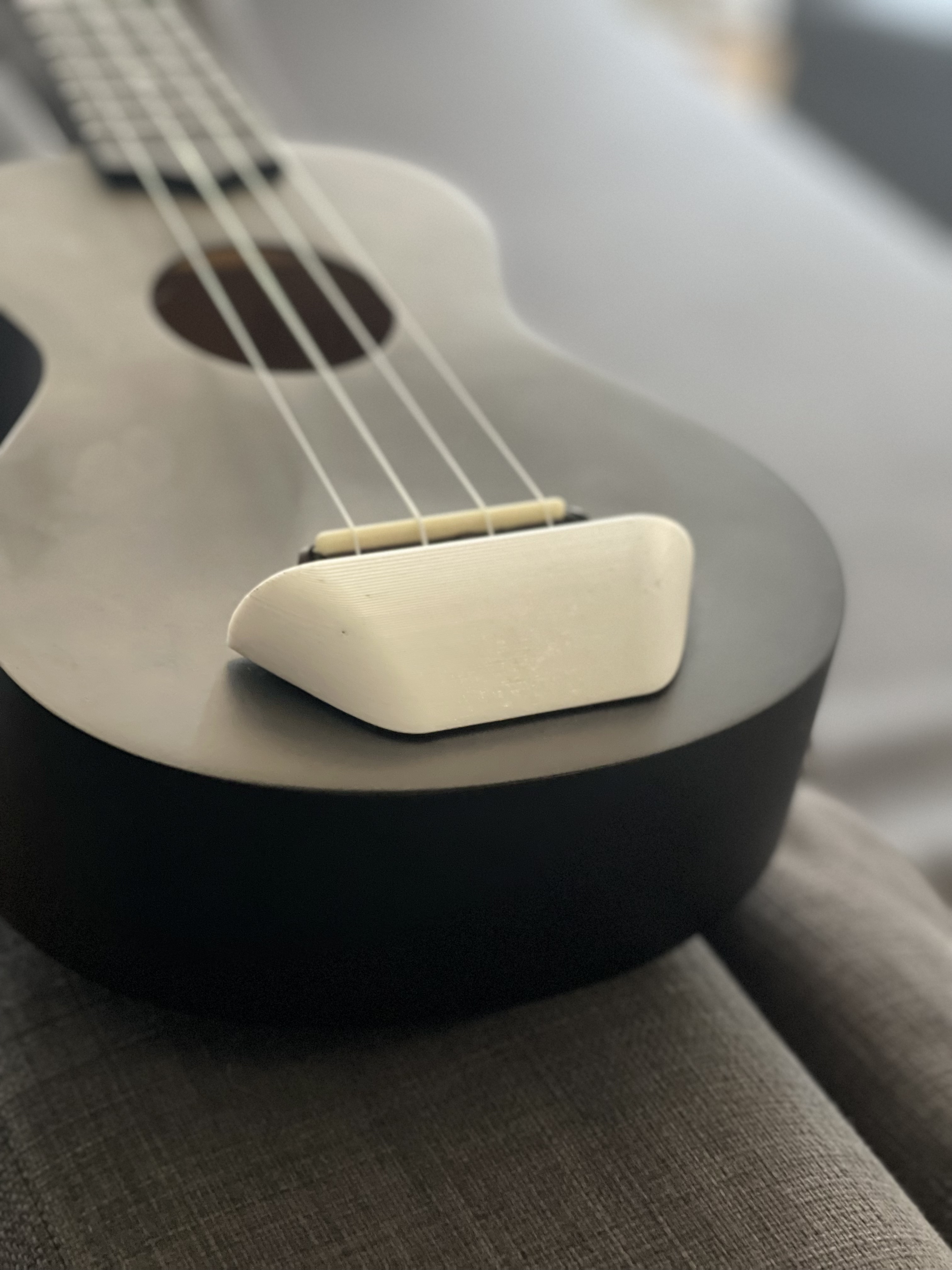 Ukulele arm guard/shield by Tomas Rendek | Download free STL model ...
