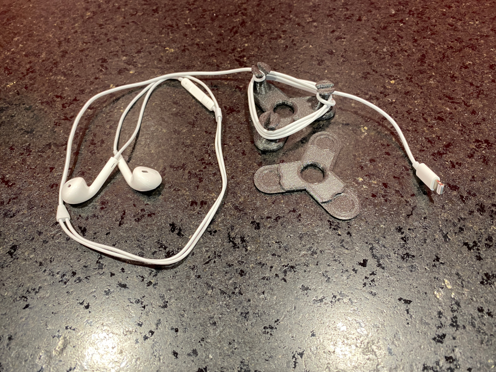 iPhone Wired Earphone Case by Padu | Download free STL model ...