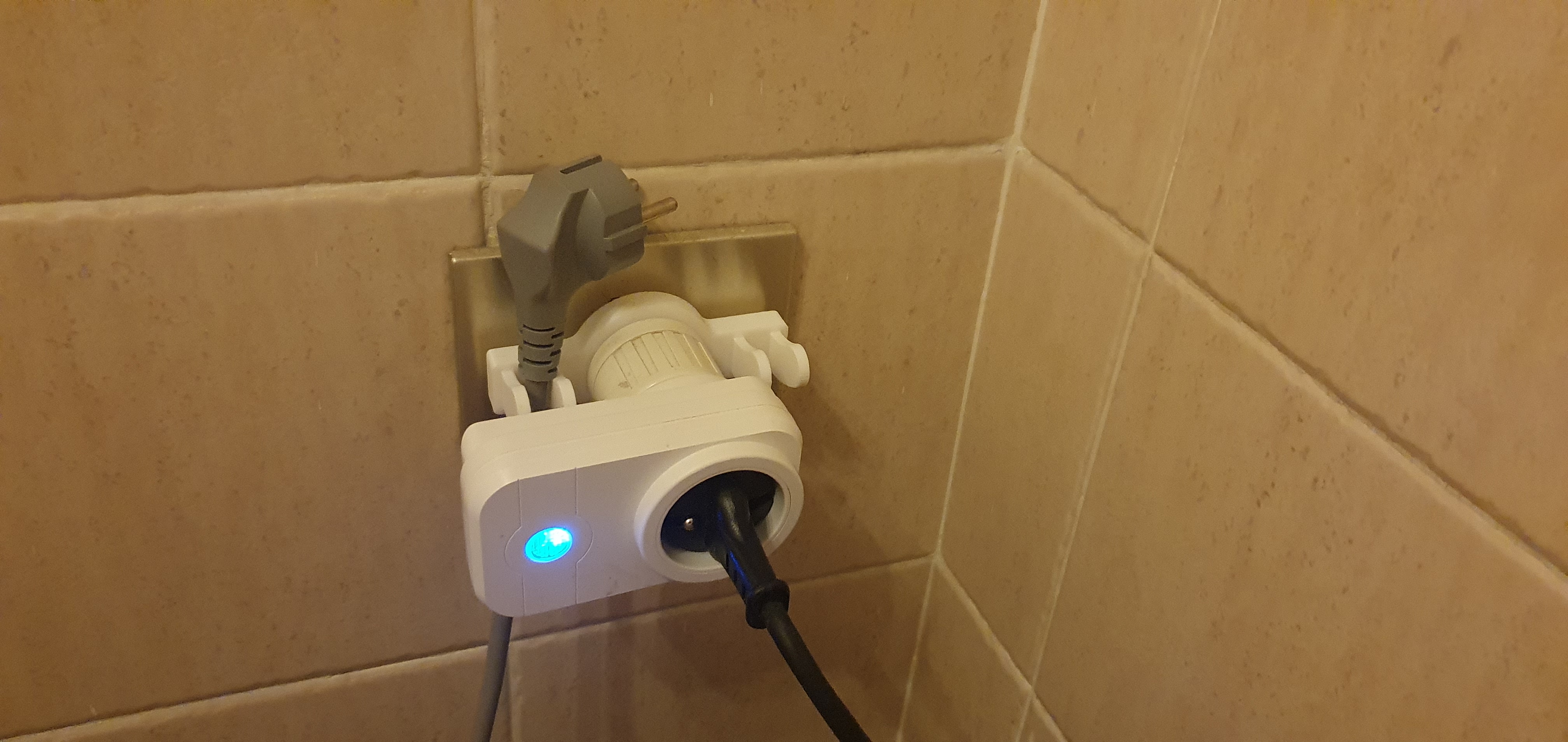 EU plug organizer by Guido3D | Download free STL model | Printables.com