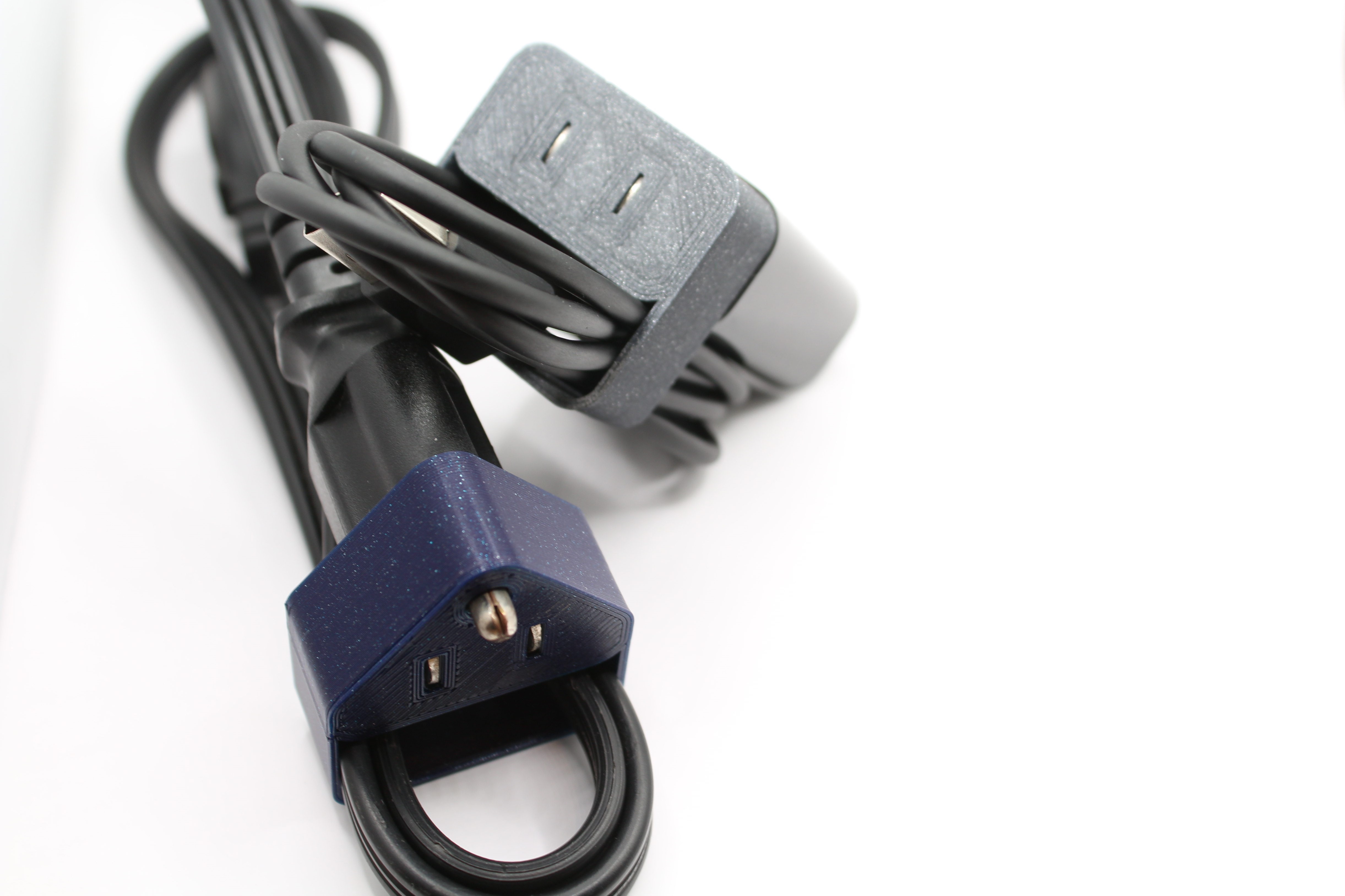 American cable holder thingies by twothingies | Download free STL model ...