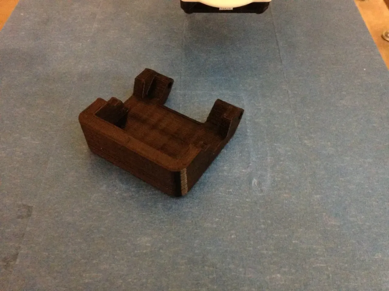 Plano Bow Case Latch by Ryan | Download free STL model | Printables.com