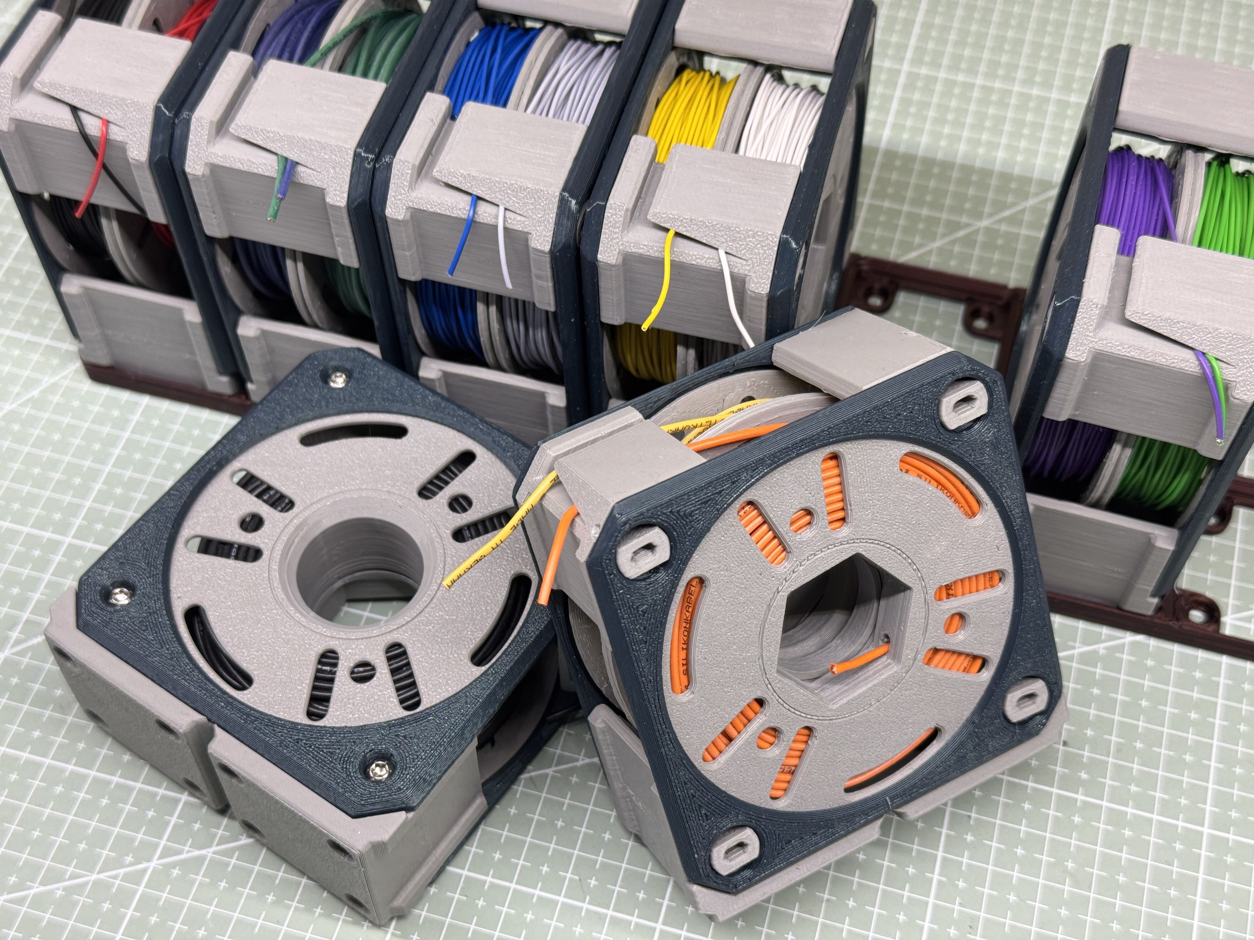 Cable Spool Holder Gridfinity by firstgizmo | Download free STL model ...